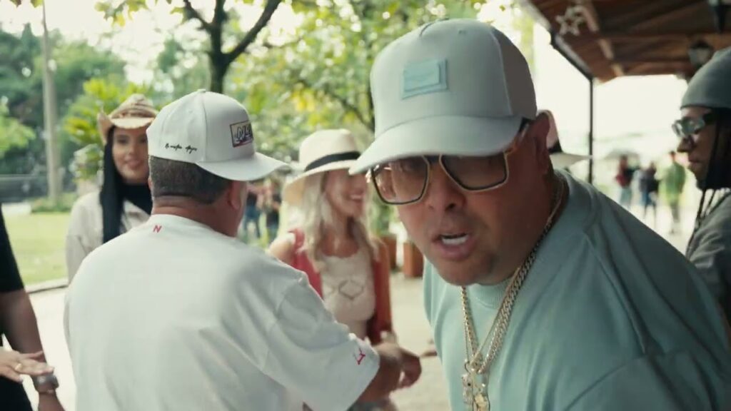 Yaga Y Mackie Ft. Los Culebreros – CareChimba – ElGenero Official Lo ...
